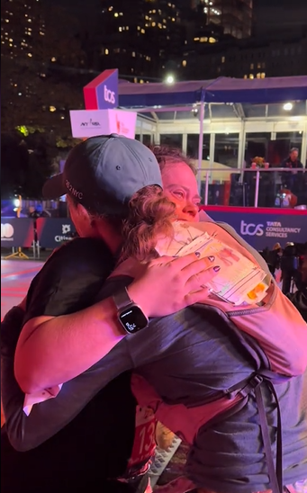 Kayleigh Williamson : 1ère femme porteuse de Trisomie 21 à finir le ...